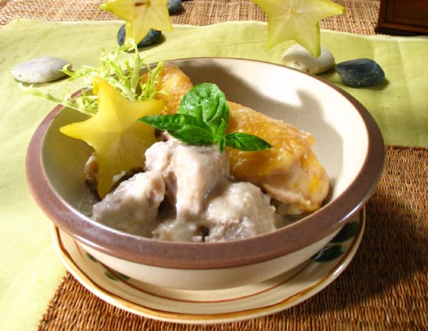 Stewed Chicken and Taro in Casserole | Recipes | Lee Kum Kee Home ...