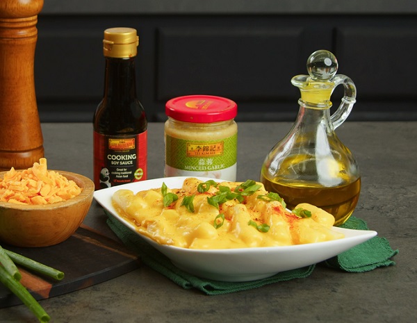 Tteok and Cheese (Cheesy Korean Rice Cakes) USA